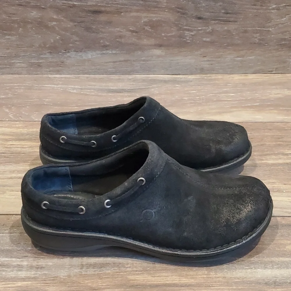 Born | Shoes | New Born Tahoe Womens In Black Distressed Clog Shoes ...